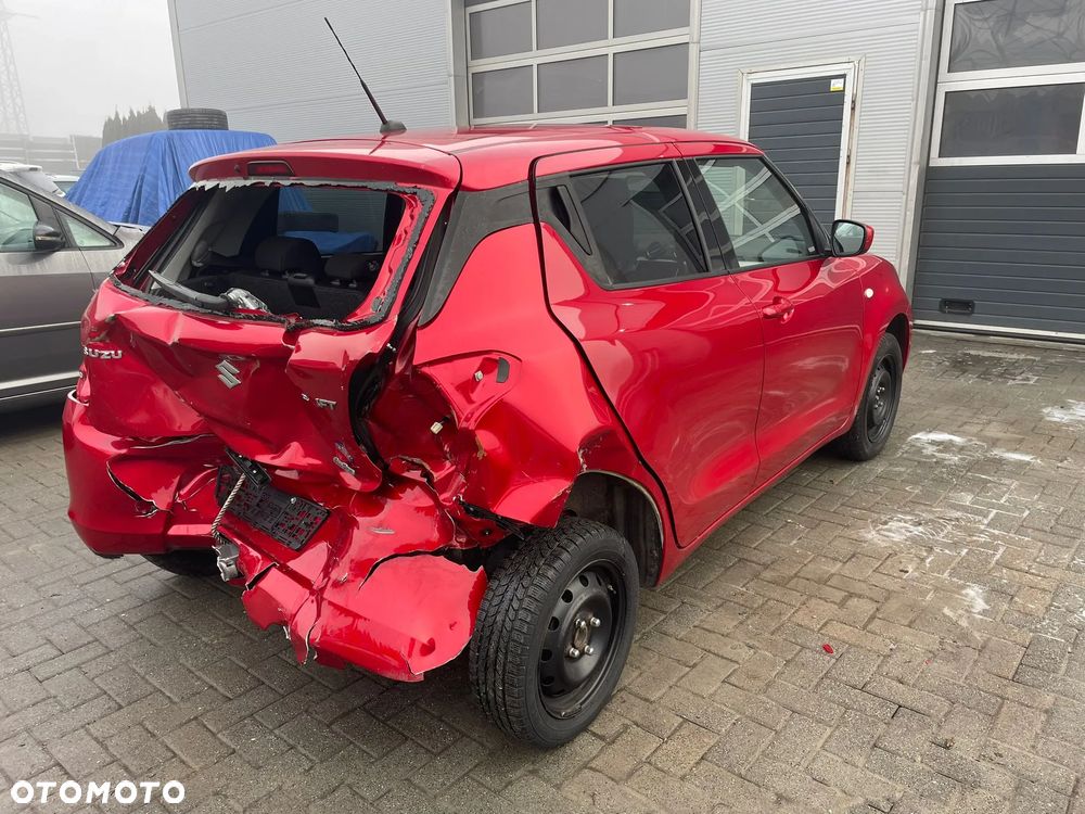 Używany Suzuki Swift 2020 - 21 900 PLN, 77 800 km - Otomoto.pl