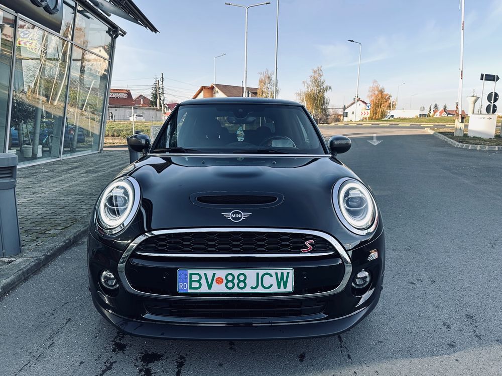 Utilizat Mini Cooper SE 2020 - 19 900 EUR, 31 000 km - Autovit.ro