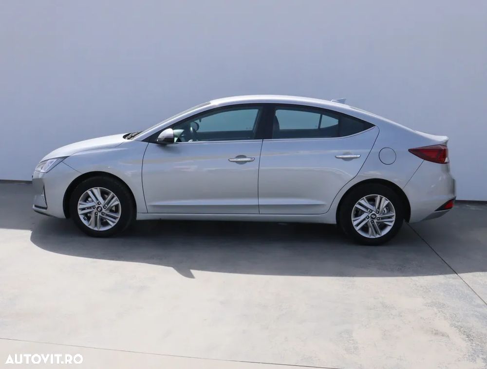 Second hand Hyundai Elantra - 14 900 EUR72 016 km - Autovit