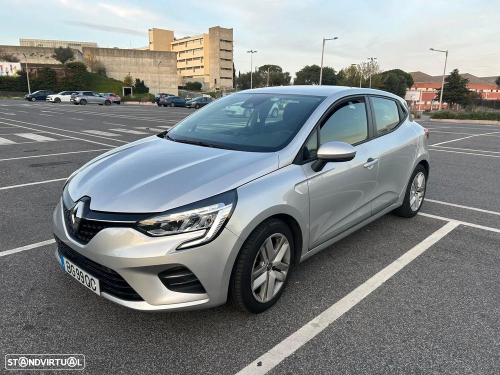 Usado Renault Clio 2020 - 11 950 EUR, 97 500 km - Standvirtual.com