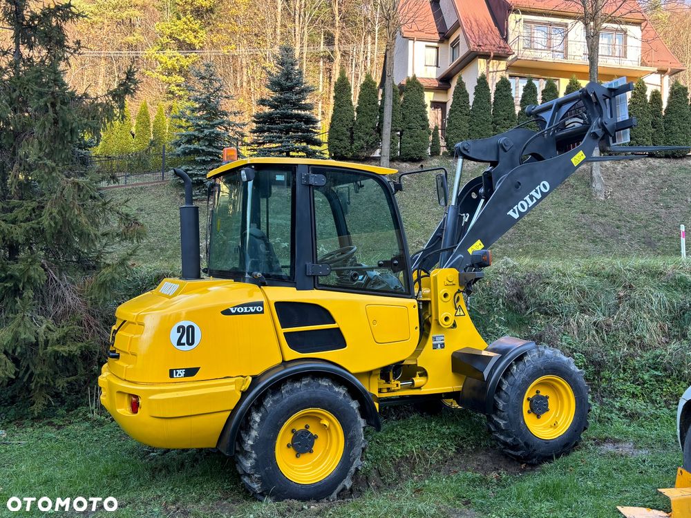 Używany Volvo L25f 2014 - 120 000 PLN - Otomoto.pl