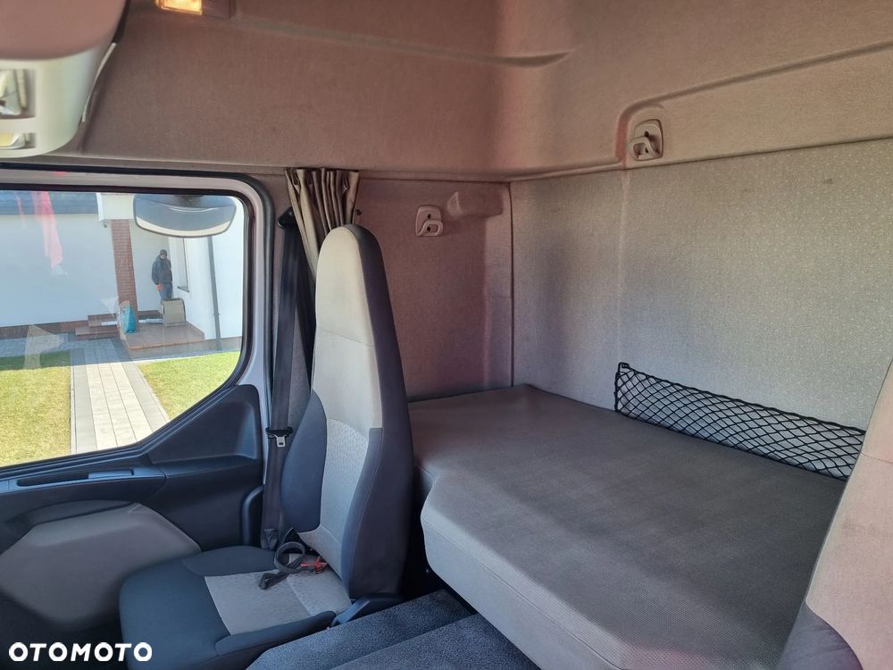 Używany Renault Premium 270 2013 - 72 570 PLN, 395 000 km - Otomoto.pl