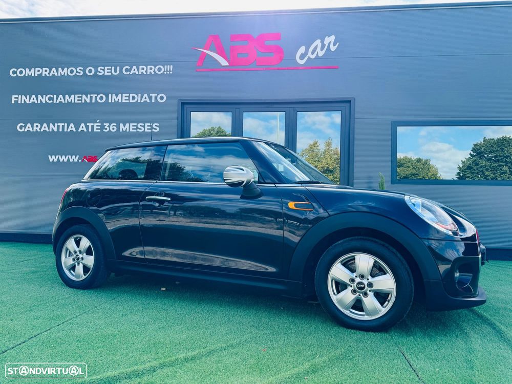 Usado MINI One 2015 - 12 999 EUR, 115 000 km - Standvirtual.com