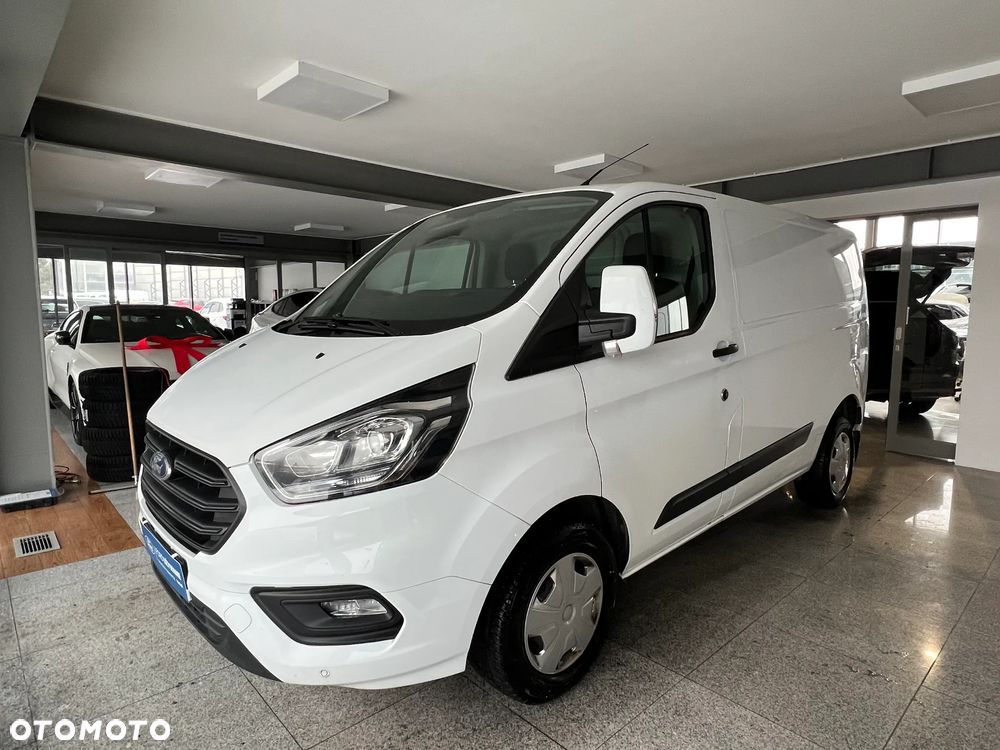 Używany Ford Custom 2020 - 39 852 PLN, 265 000 km - Otomoto.pl