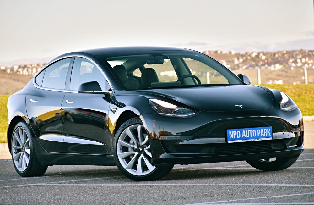 Utilizat Tesla Model 3 2019 - 22 800 EUR, 175 000 km - Autovit.ro