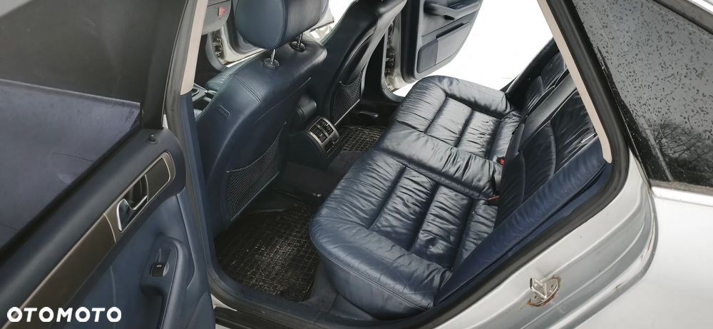 Używany Audi A6 Limousine 2000 - 6 500 PLN, 325 000 km - Otomoto.pl