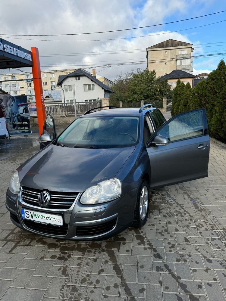 Utilizat Volkswagen Golf 2009 - 4 500 EUR, 216 824 km - Autovit.ro