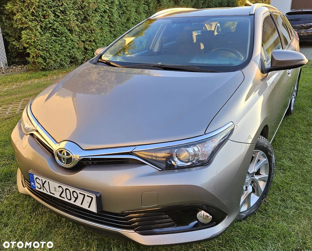 Używany Toyota Auris 2016 - 50 900 PLN, 88 341 km - Otomoto.pl