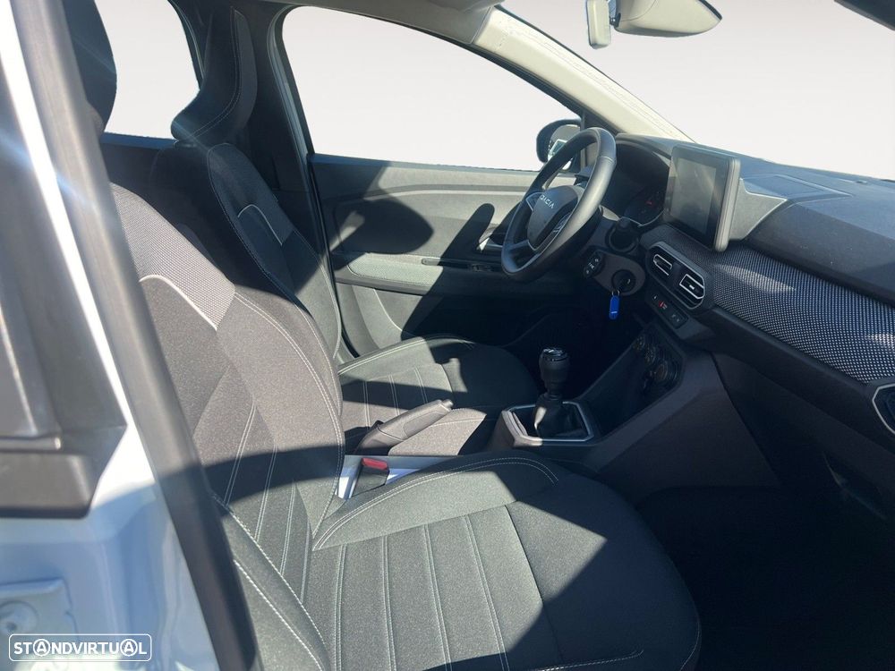 Usado Dacia Sandero 2024 - 15 245 EUR, 31 929 km - Standvirtual.com