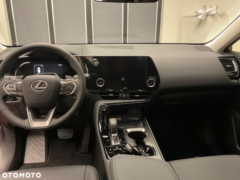 Nowy Lexus NX 2025 - 224 000 PLN, 1 km - Otomoto.pl