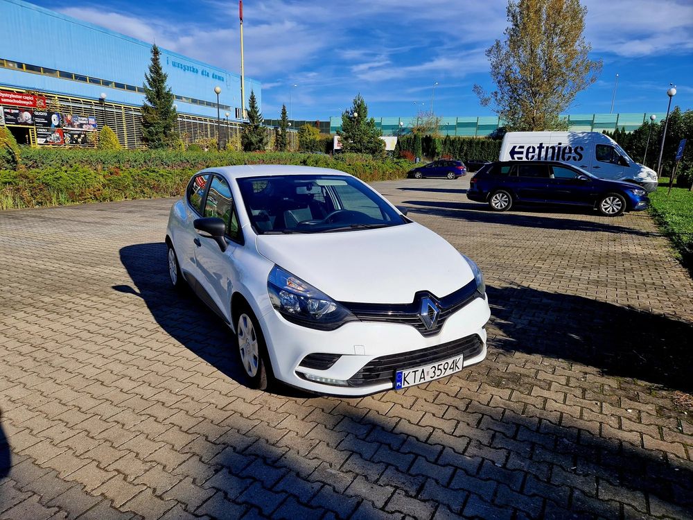 Używany Renault Clio 2018 - 31 500 PLN, 124 104 km - Otomoto.pl