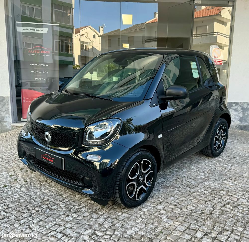 Usado Smart ForTwo Coupé 2017 - 9 900 EUR, 71 427 km - Standvirtual.com