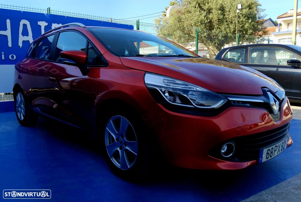 Usado Renault Clio Sport Tourer 2015 - 11 250 EUR, 66 650 km - Standvirtual.com