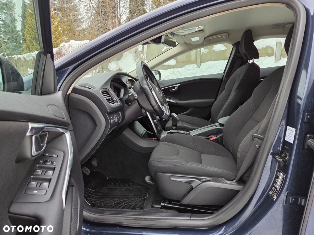 Używany Volvo V40 2013 - 22 900 PLN, 325 993 km - Otomoto.pl