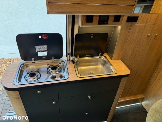 Używany Globe-Traveller explorer 2022 - 298 890 PLN, 36 500 km - Otomoto.pl