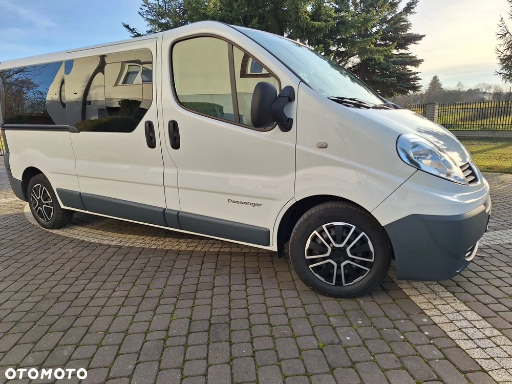 Używany Renault Trafic 2011 - 43 900 PLN, 242 000 km - Otomoto.pl