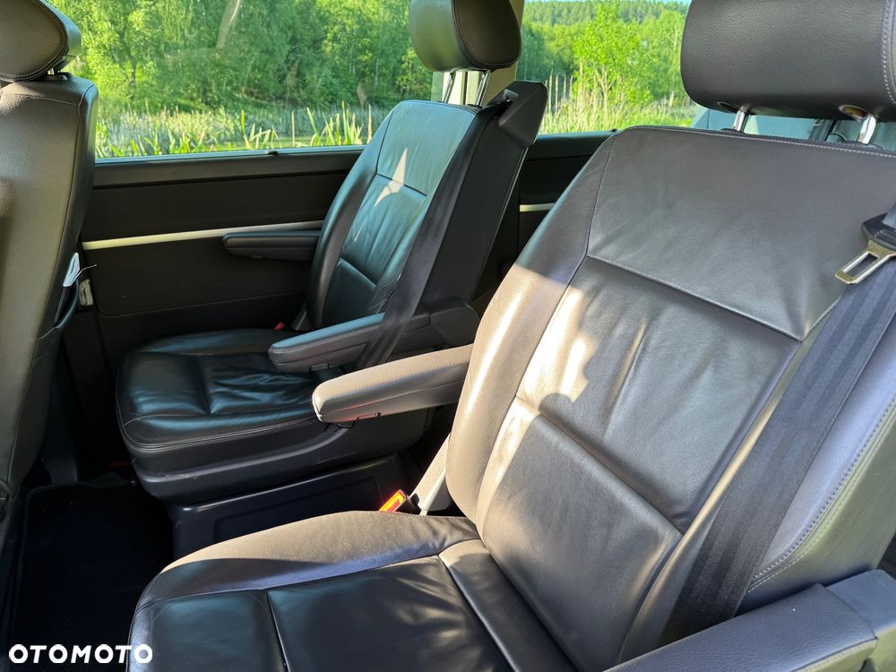 Używany Volkswagen Multivan 2011 - 63 000 PLN, 278 000 km - Otomoto.pl