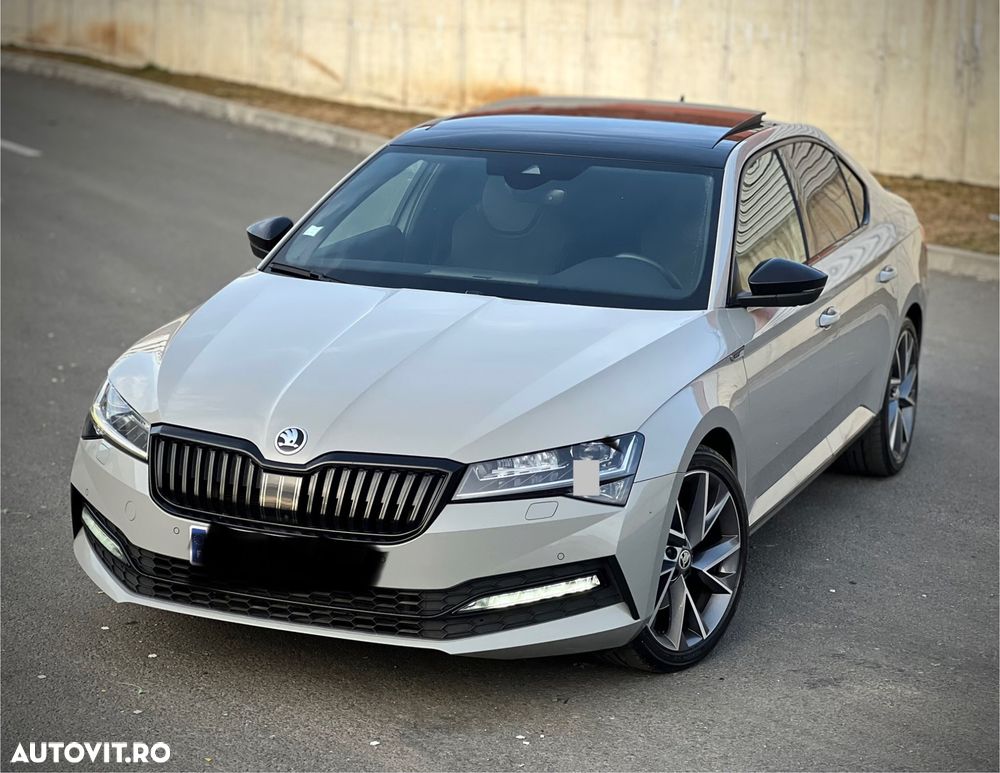 Utilizat Skoda Superb 2023 - 18 500 EUR, 329 000 km - Autovit.ro