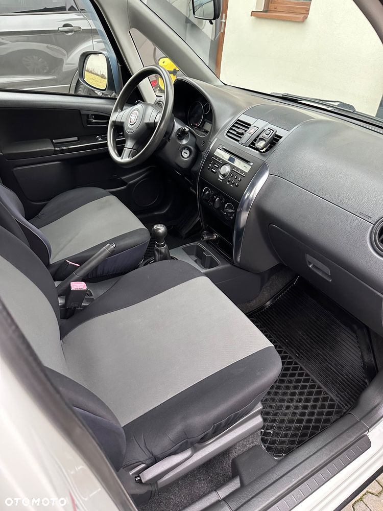 Używany Fiat Sedici 2010 - 19 999 PLN, 154 895 km - Otomoto.pl