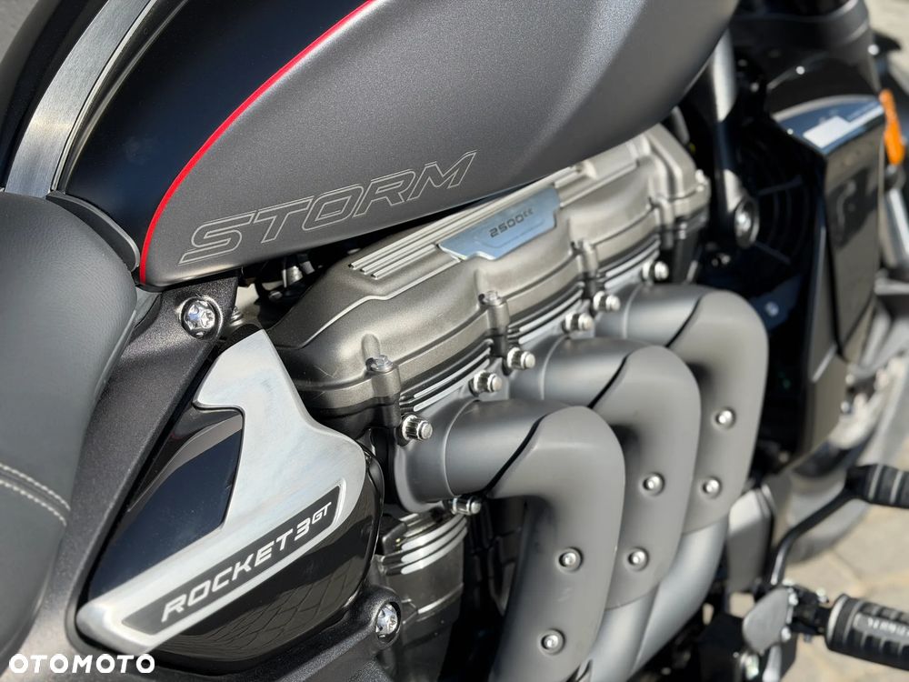 Nowy Triumph Rocket 2025 - 121 148 PLN - Otomoto.pl
