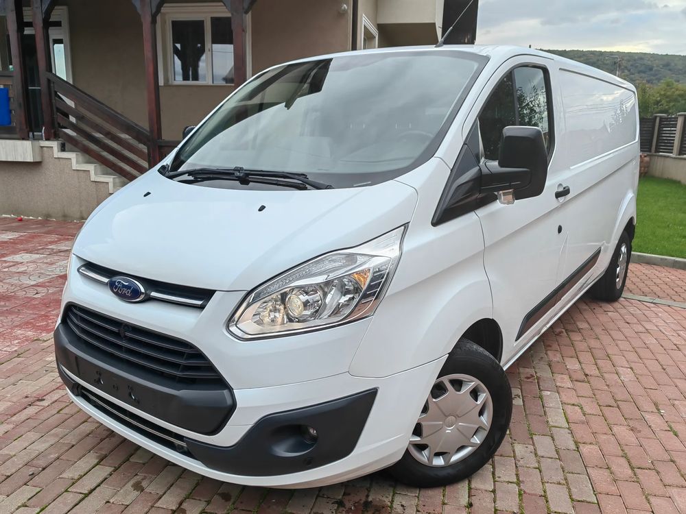 Utilizat Ford Transit Custom 2017 - 8 700 EUR, 245 835 km - Autovit.ro