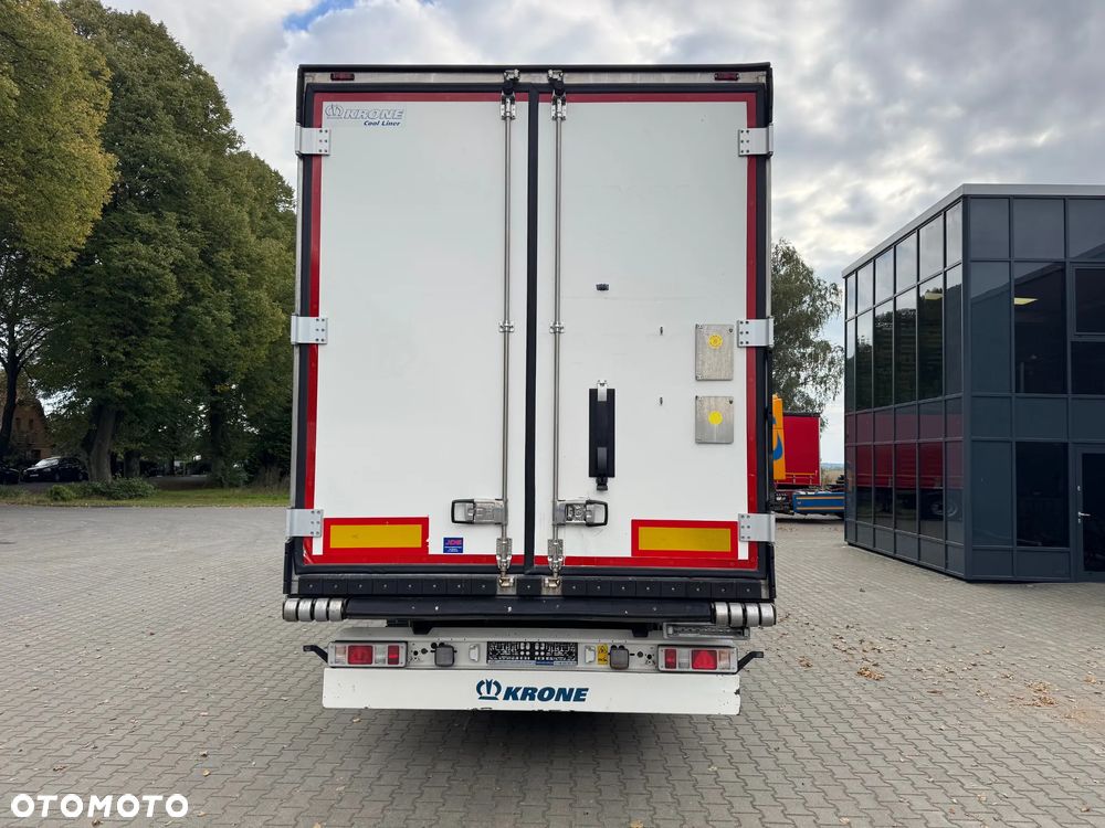 Używany Krone Chłodnia ,Doppelstock , Carrier Vector 1950 2019 - 132 ...