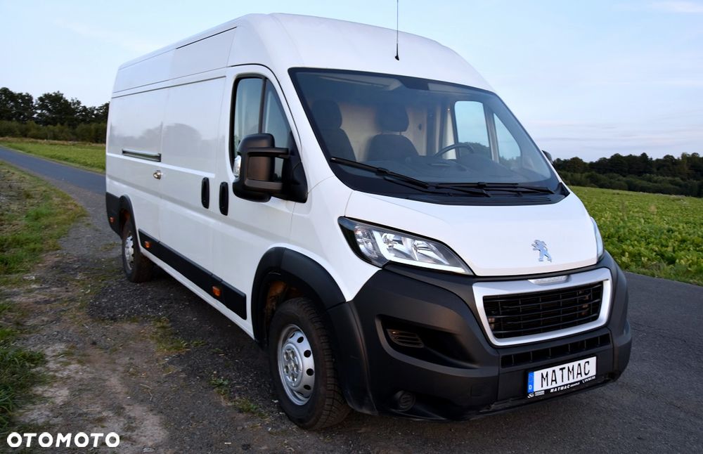 Używany Peugeot BOXER 140 2.2 BLUEHDI L4H2 2020 - 59 500 PLN, 104 015 ...