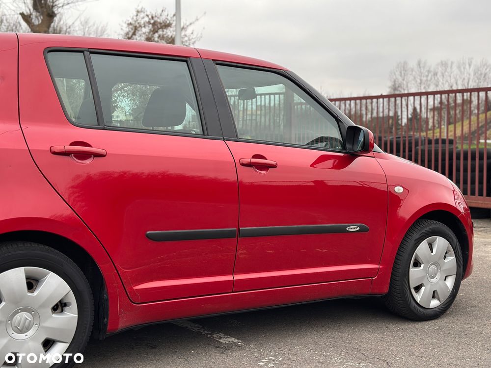 Używany Suzuki Swift 2007 - 9 700 PLN, 236 000 km - Otomoto.pl