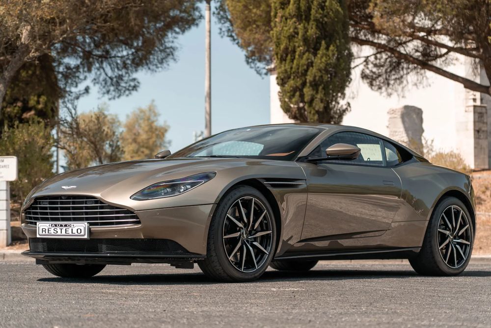 Usado Aston Martin DB11 Coupé 2017 - 159 950 EUR, 16 000 km ...