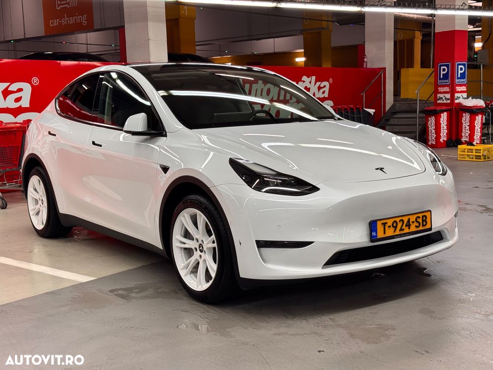 Second hand Tesla Model Y - 42 000 EUR75 000 km - Autovit