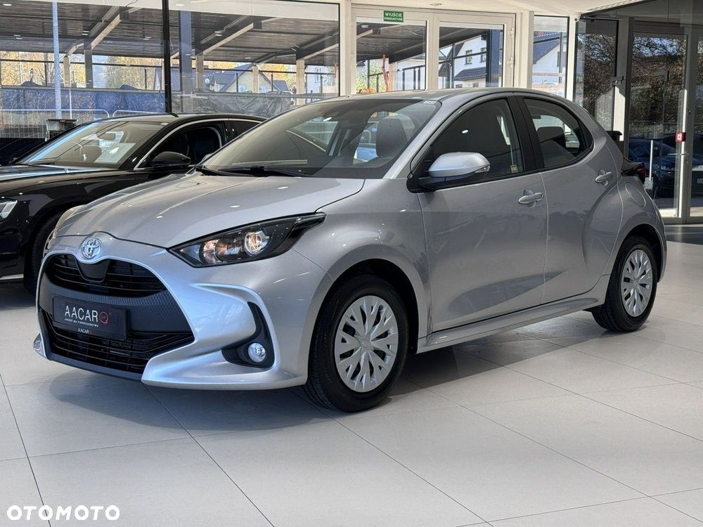Używany Toyota Yaris 2023 - 69 900 PLN, 61 312 km - Otomoto.pl
