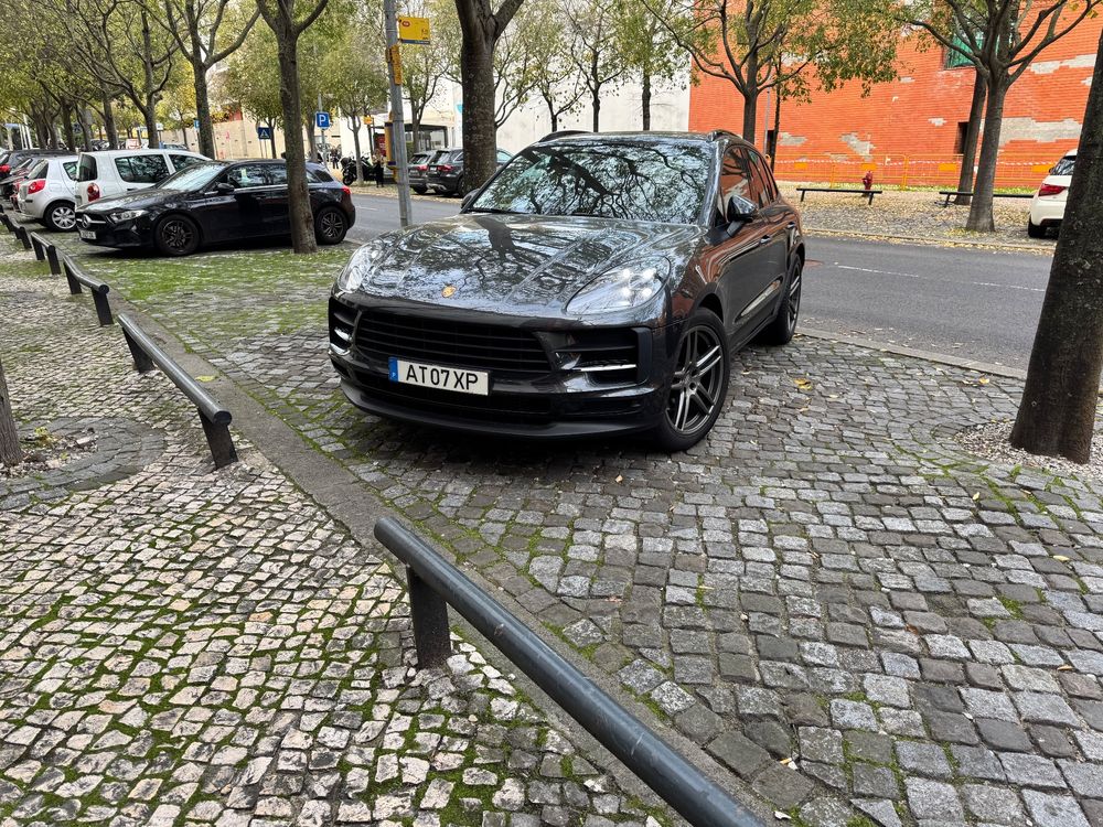 Usado Porsche Macan 2021 - 72 490 EUR, 31 000 km - Standvirtual.com