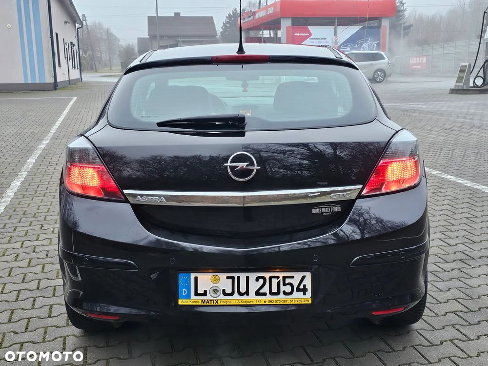 Używany Opel Astra 2009 - 16 990 PLN, 107 000 km - Otomoto.pl