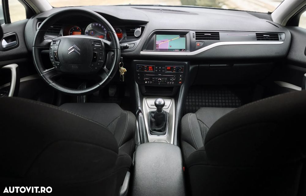 Utilizat Citroën C5 2012 - 2 999 EUR, 170 000 km - Autovit.ro