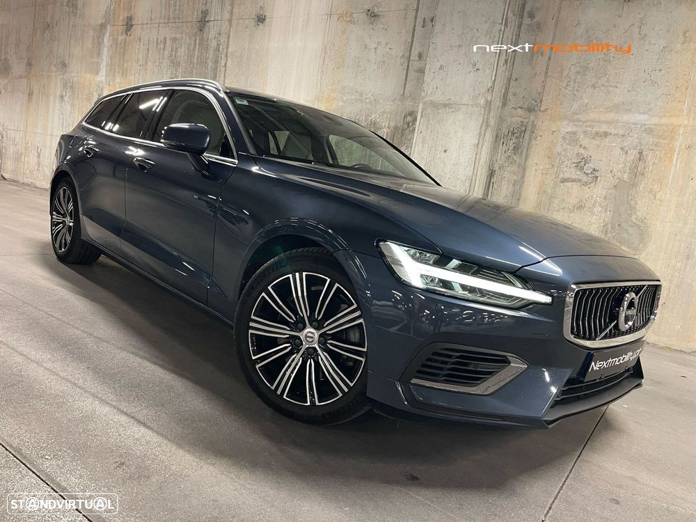 Usado Volvo V60 2019 - 25 950 EUR, 194 000 km - Standvirtual.com