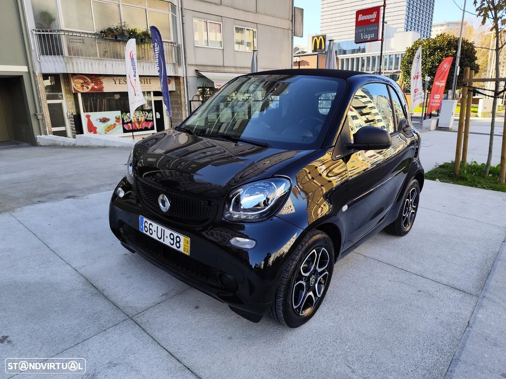 Usado Smart ForTwo Coupé 2018 - 9 990 EUR, 46 000 km - Standvirtual.com