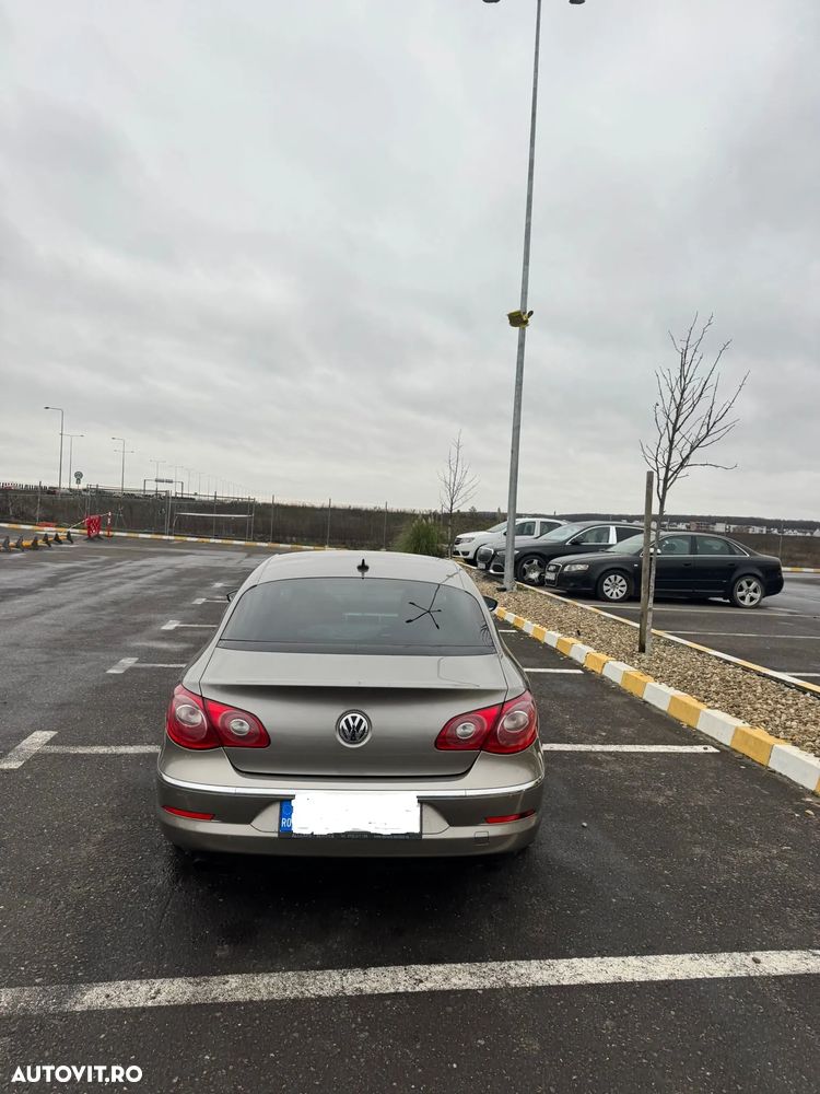 Utilizat Volkswagen Passat CC 2008 - 6 000 EUR, 115 000 km - Autovit.ro