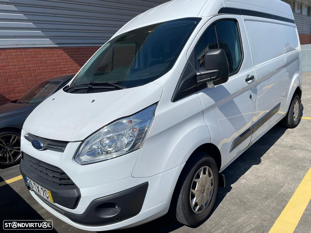 Usado Ford Transit Custom 2017 - 7 990 EUR, 76 500 km - Standvirtual.com