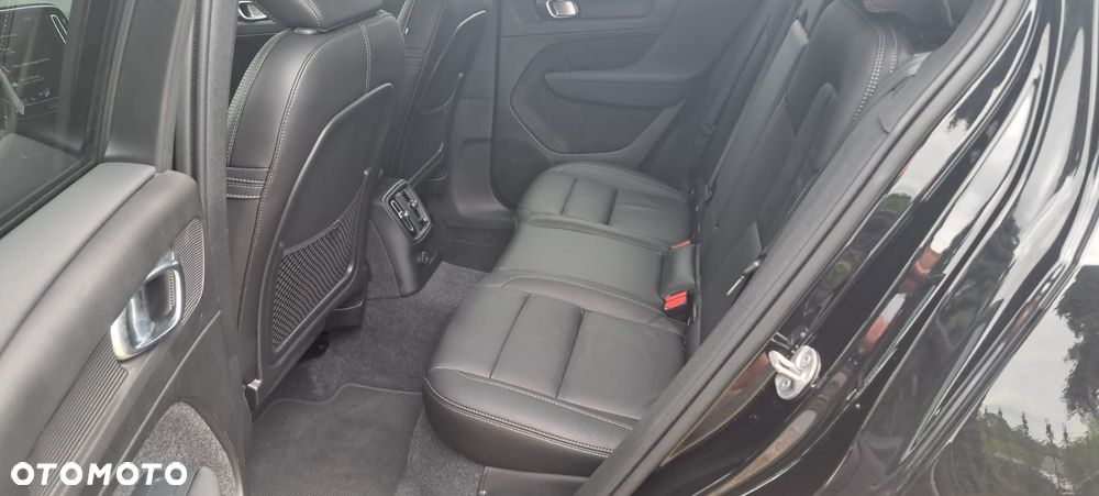 Używany Volvo XC 40 2023 - 119 000 PLN, 55 270 km - Otomoto.pl