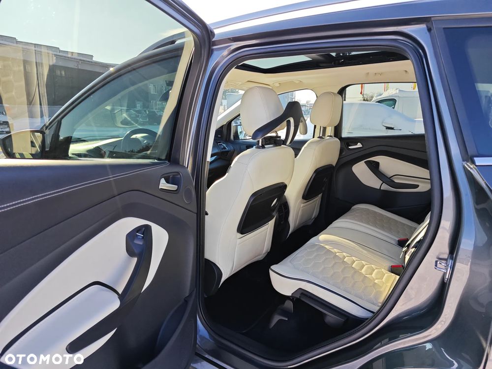 Używany Ford Kuga 2017 - 66 900 PLN, 184 060 km - Otomoto.pl