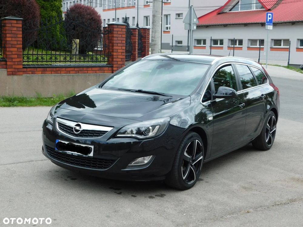 Używany Opel Astra 2012 - 21 900 PLN, 137 000 km - Otomoto.pl