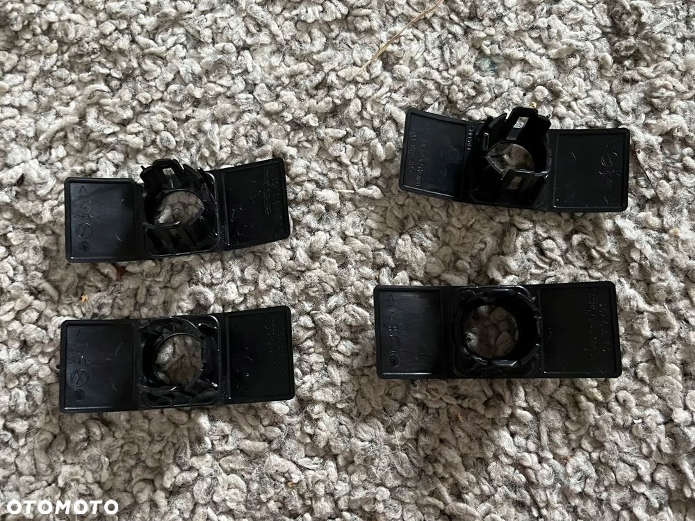 Nowy Elementy mocujące - 80 PLN - Otomoto.pl