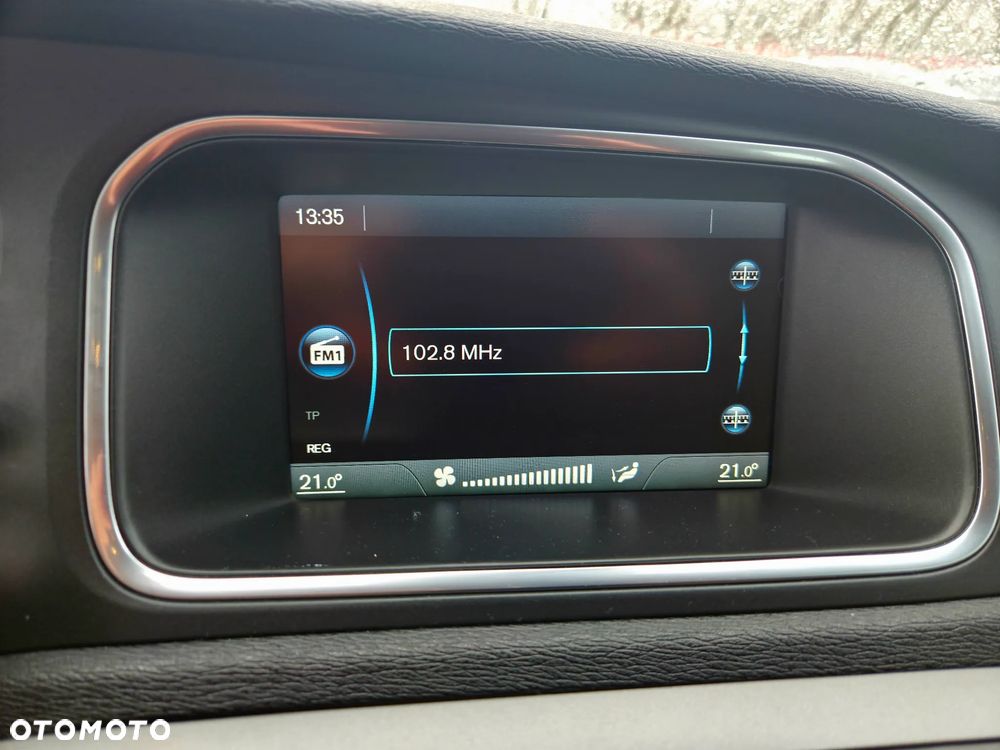 Używany Volvo V40 2014 - 24 900 PLN, 283 000 km - Otomoto.pl