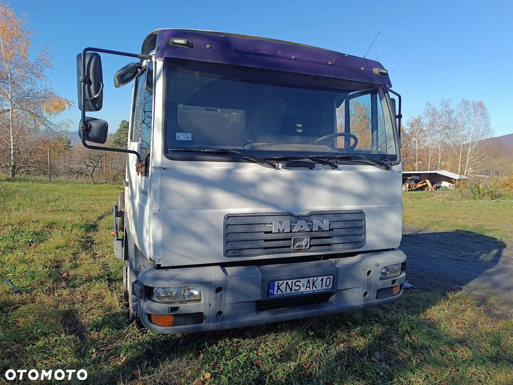 Używany MAN Le 12.220C 2002 - 1 200 PLN, 935 000 km - Otomoto.pl