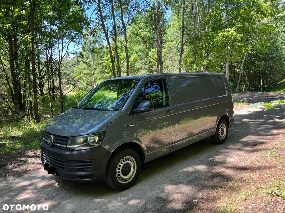 Używany Volkswagen Transporter T6 2016 - 29 999 PLN, 178 571 km ...