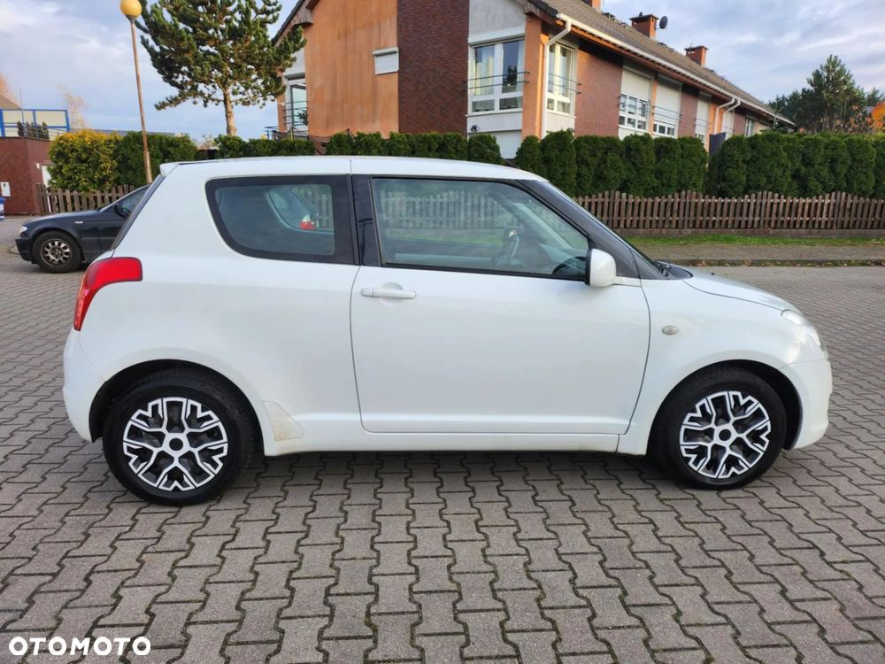 Używany Suzuki Swift 2008 - 9 500 PLN, 179 300 km - Otomoto.pl
