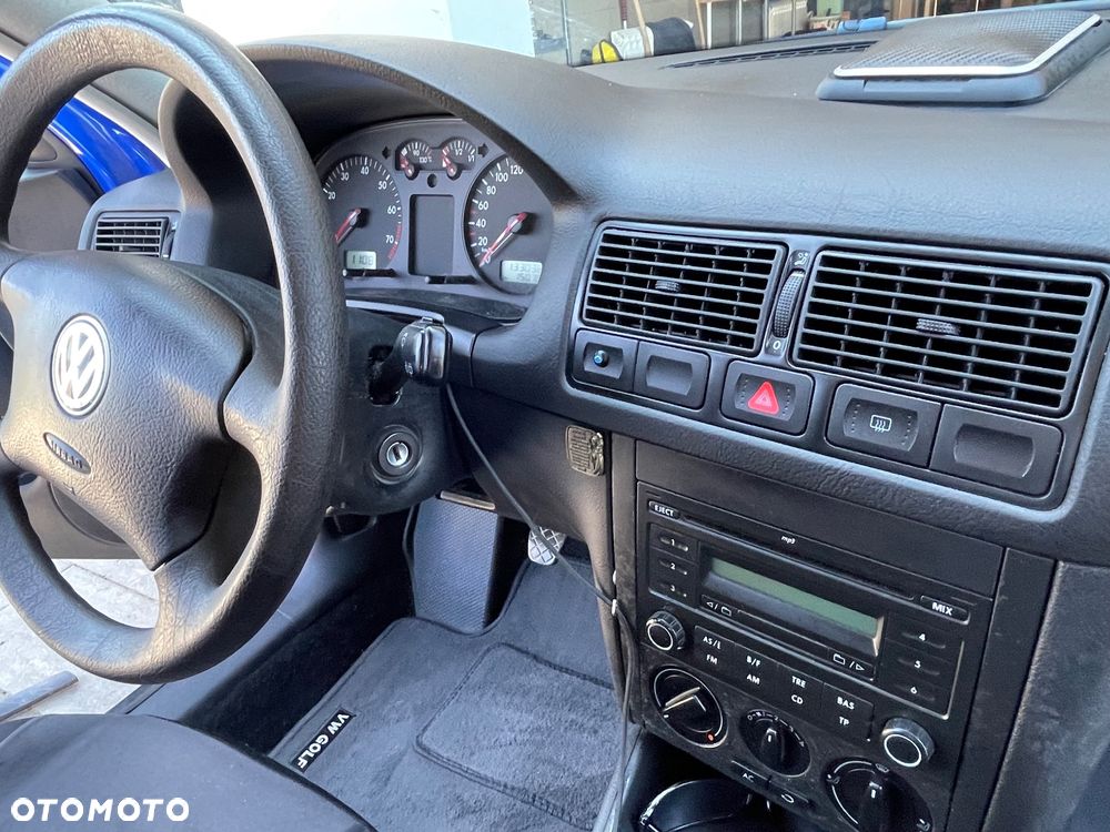 Używany Volkswagen Golf 2002 - 9 900 PLN, 133 000 km - Otomoto.pl