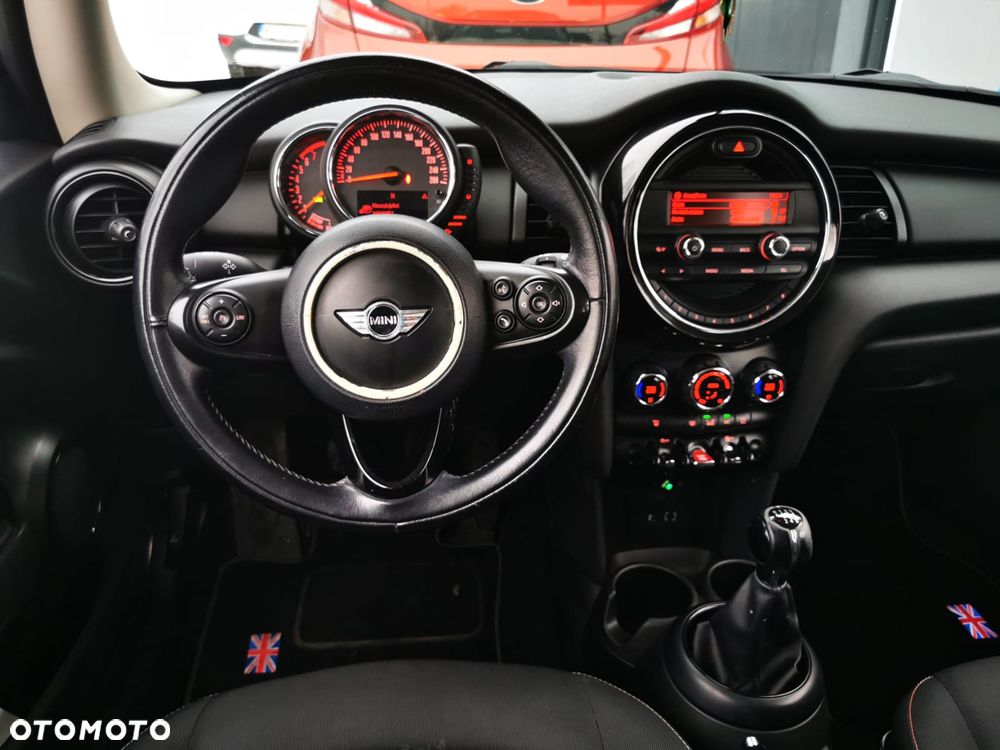 Używany MINI ONE 2016 - 34 900 PLN, 83 817 km - Otomoto.pl