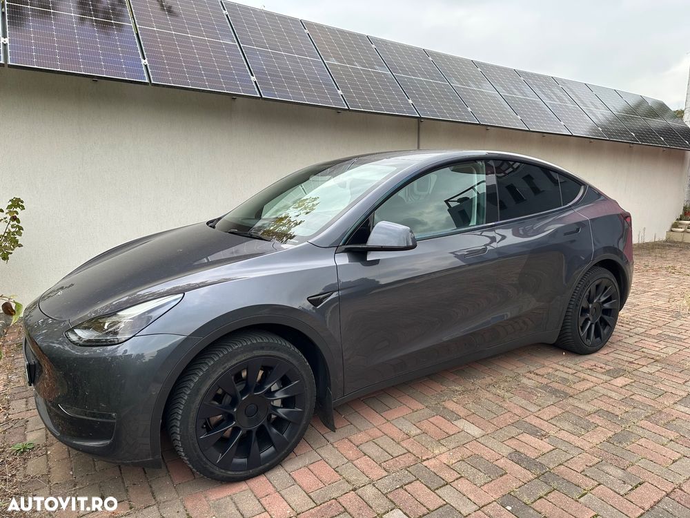 Utilizat Tesla Model Y 2022 - 35 599 EUR, 27 500 km - Autovit.ro