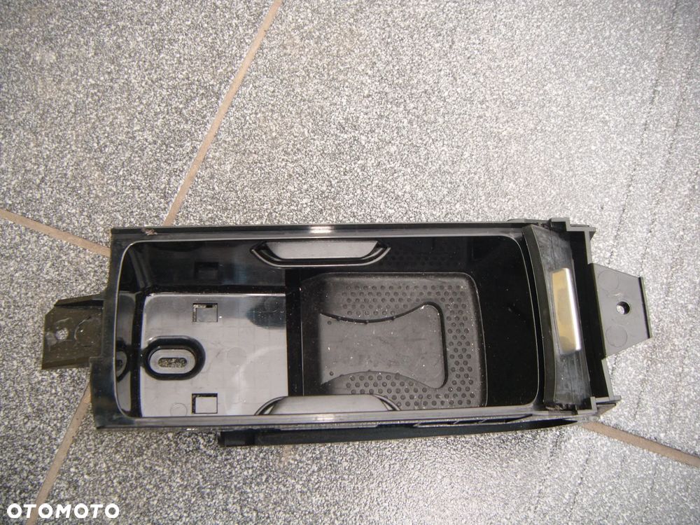 Używany Schowki, półki - 60 PLN - Otomoto.pl